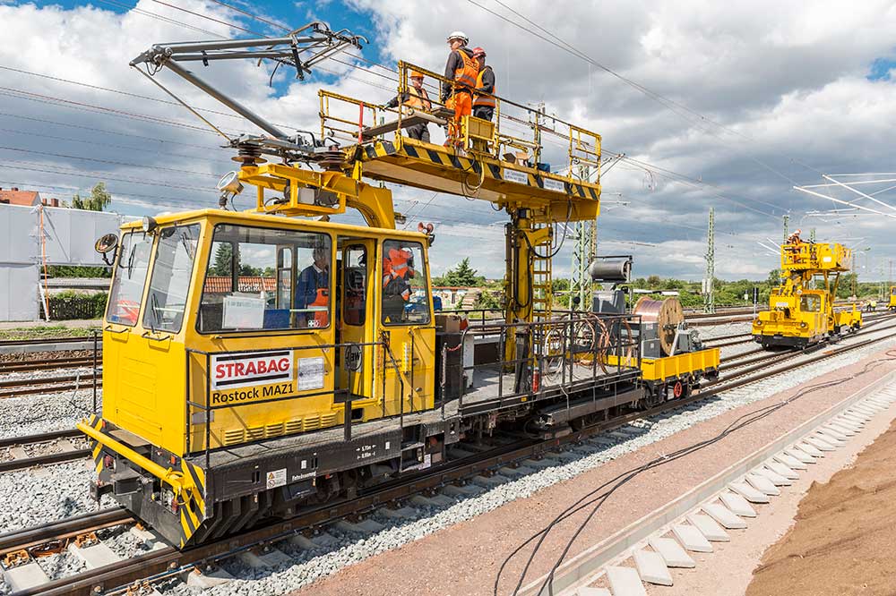 Multi-purpose track working vehicle MZA